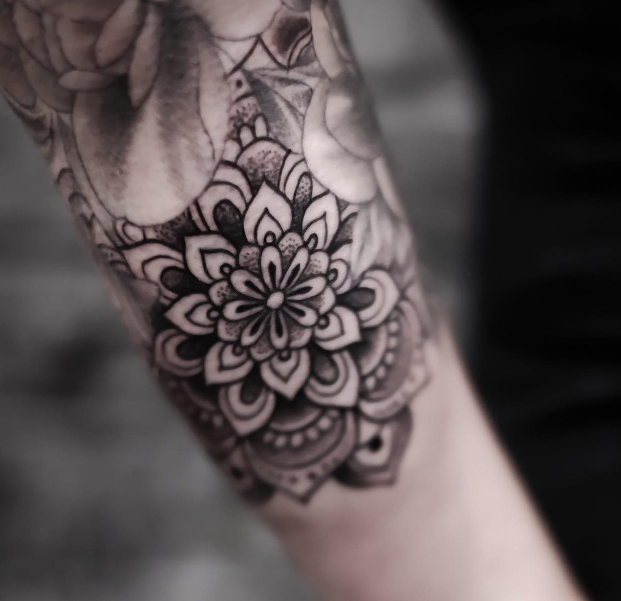 Mandala / Dot Work / Geometric - G'Day Ink
